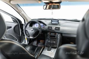 Pelēks Volvo XC90 2007 Tallina, ar dzinēja tilpumu 2.40 L un nobraukumu 304 tūkst. km par 6500 €, foto 16 vietnē AUTOMOTO.COM.LV