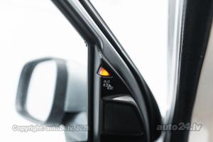 Pelēks Volvo XC90 2007 Tallina, ar dzinēja tilpumu 2.40 L un nobraukumu 304 tūkst. km par 6500 €, foto 30 vietnē AUTOMOTO.COM.LV