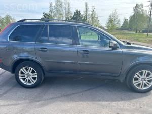 Pelēks Volvo XC90 2007 Jūrmala, ar dzinēja tilpumu 2.40 L un nobraukumu 266 tūkst. km par 6600 €, foto 7 vietnē AUTOMOTO.COM.LV