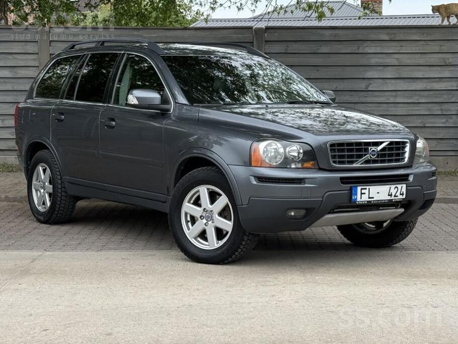 Pelēks Volvo XC90 2007 Jelgava, ar dzinēja tilpumu 2.40 L un nobraukumu 302 tūkst. km par 3850 €, foto 4 vietnē AUTOMOTO.COM.LV