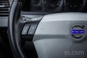 Pelēks Volvo XC90 2007 Rīga, ar dzinēja tilpumu 2.40 L un nobraukumu 289 tūkst. km par 3950 €, foto 17 vietnē AUTOMOTO.COM.LV