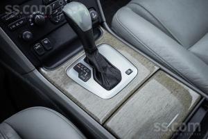 Pelēks Volvo XC90 2007 Rīga, ar dzinēja tilpumu 2.40 L un nobraukumu 289 tūkst. km par 3950 €, foto 21 vietnē AUTOMOTO.COM.LV