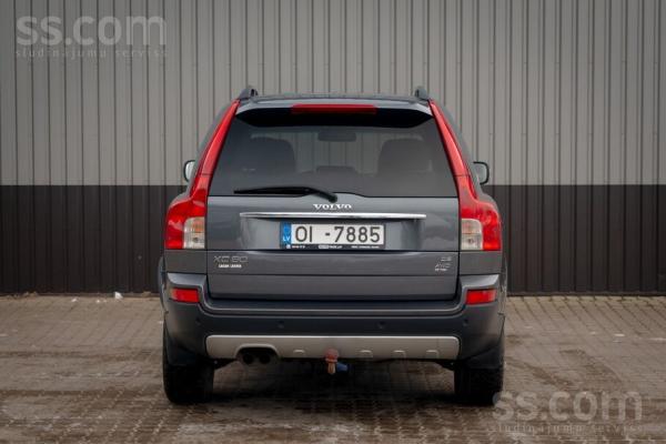 Grey Volvo XC90 2007 in Talsi, with an engine capacity of 2.40 L and mileage of 338 thousand km for 4790 €, photo 5 on AUTOMOTO.COM.LV