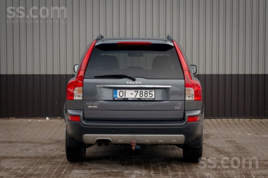 Pelēks Volvo XC90 2007 Talsi, ar dzinēja tilpumu 2.40 L un nobraukumu 338 tūkst. km par 4490 €, foto 6 vietnē AUTOMOTO.COM.LV