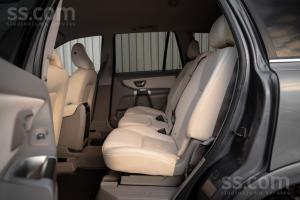 Pelēks Volvo XC90 2007 Talsi, ar dzinēja tilpumu 2.40 L un nobraukumu 338 tūkst. km par 4490 €, foto 11 vietnē AUTOMOTO.COM.LV