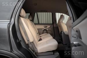 Pelēks Volvo XC90 2007 Talsi, ar dzinēja tilpumu 2.40 L un nobraukumu 338 tūkst. km par 4490 €, foto 12 vietnē AUTOMOTO.COM.LV