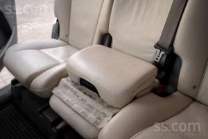 Pelēks Volvo XC90 2007 Talsi, ar dzinēja tilpumu 2.40 L un nobraukumu 338 tūkst. km par 4490 €, foto 26 vietnē AUTOMOTO.COM.LV