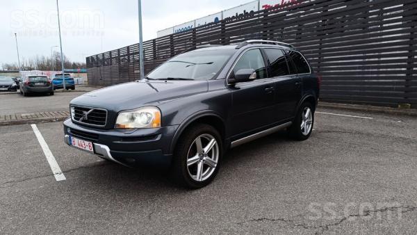 Pelēks Volvo XC90 2007 Rīga, ar dzinēja tilpumu 2.40 L un nobraukumu 267 tūkst. km par 6800 €, foto 1 vietnē AUTOMOTO.COM.LV