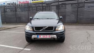 Grey Volvo XC90 2007 in Riga, with an engine capacity of 2.40 L and mileage of 267 thousand km for 6800 €, photo 4 on AUTOMOTO.COM.LV