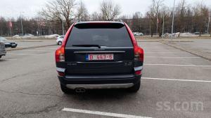 Grey Volvo XC90 2007 in Riga, with an engine capacity of 2.40 L and mileage of 267 thousand km for 6800 €, photo 7 on AUTOMOTO.COM.LV