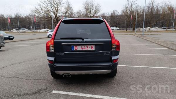 Pelēks Volvo XC90 2007 Rīga, ar dzinēja tilpumu 2.40 L un nobraukumu 267 tūkst. km par 6800 €, foto 6 vietnē AUTOMOTO.COM.LV