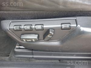 Grey Volvo XC90 2007 in Riga, with an engine capacity of 2.40 L and mileage of 330 thousand km for 7495 €, photo 11 on AUTOMOTO.COM.LV