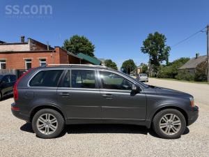 Grey Volvo XC90 2007 in Ventspils, with an engine capacity of 2.40 L and mileage of 319 thousand km for 4690 €, photo 8 on AUTOMOTO.COM.LV