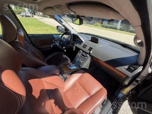 Grey Volvo XC90 2007 in Ventspils, with an engine capacity of 2.40 L and mileage of 319 thousand km for 4690 €, photo 15 on AUTOMOTO.COM.LV