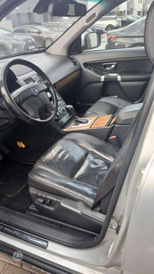 Pelēks Volvo XC90 2007 Viļņa, ar dzinēja tilpumu 3.19 L un nobraukumu 400 tūkst. km par 4600 €, foto 7 vietnē AUTOMOTO.COM.LV