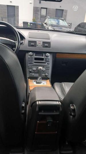 Pelēks Volvo XC90 2007 Viļņa, ar dzinēja tilpumu 3.19 L un nobraukumu 400 tūkst. km par 4600 €, foto 9 vietnē AUTOMOTO.COM.LV