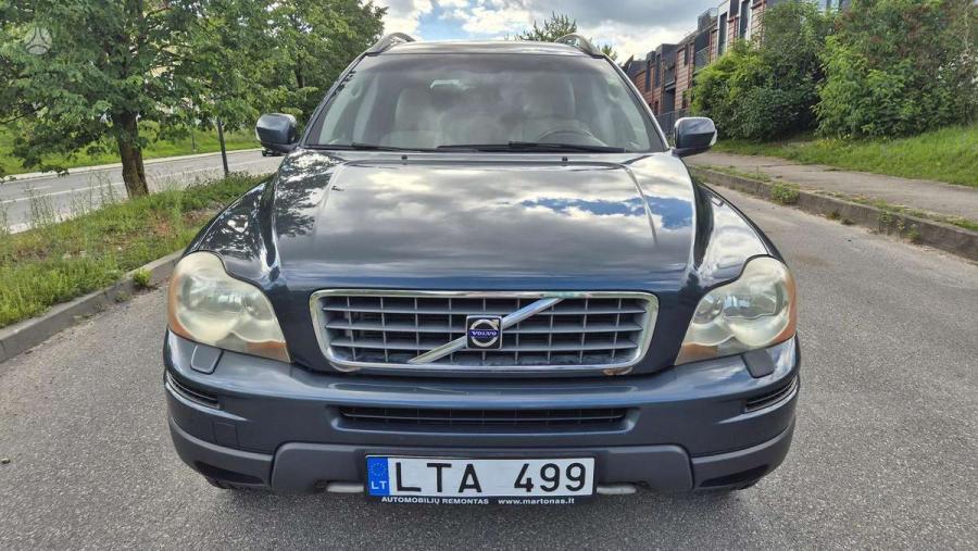 Pelēks Volvo XC90 2007 Viļņa, ar dzinēja tilpumu 2.40 L un nobraukumu 317 tūkst. km par 5999 €, foto 3 vietnē AUTOMOTO.COM.LV