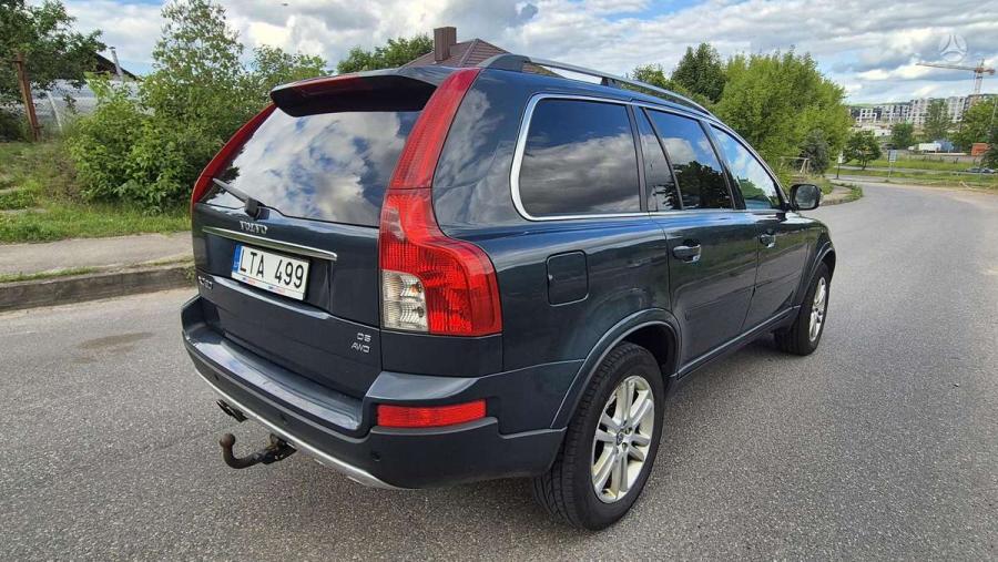 Pelēks Volvo XC90 2007 Viļņa, ar dzinēja tilpumu 2.40 L un nobraukumu 317 tūkst. km par 5999 €, foto 6 vietnē AUTOMOTO.COM.LV