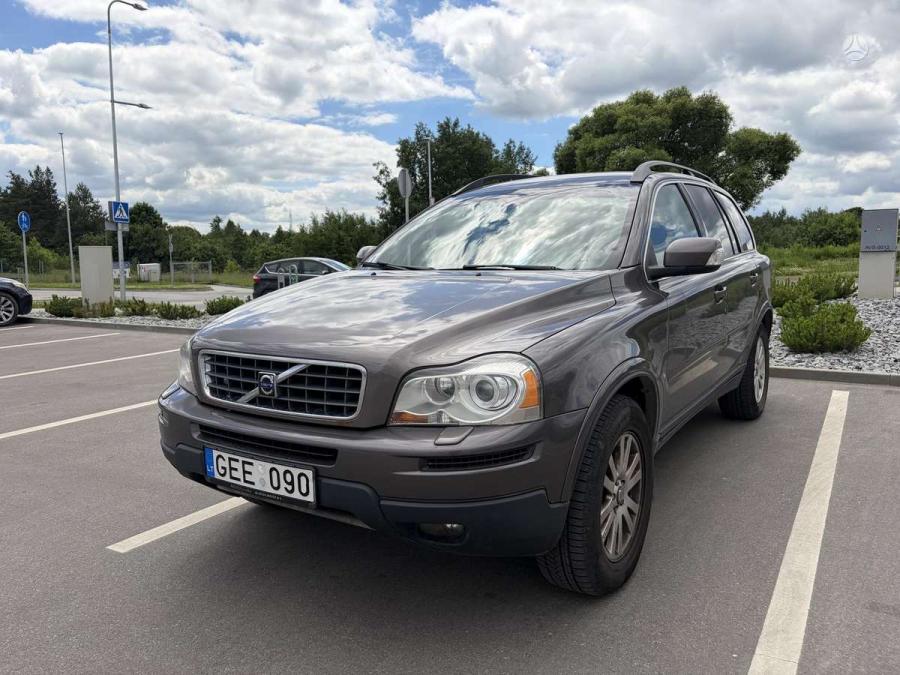Grey Volvo XC90 2007 in Vilnius, with an engine capacity of 2.40 L and mileage of 272 thousand km for 5000 €, photo 3 on AUTOMOTO.COM.LV