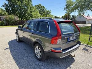 Pelēks Volvo XC90 2007 Ventspils, ar dzinēja tilpumu 2.40 L un nobraukumu 319 tūkst. km par 4690 €, foto 7 vietnē AUTOMOTO.COM.LV