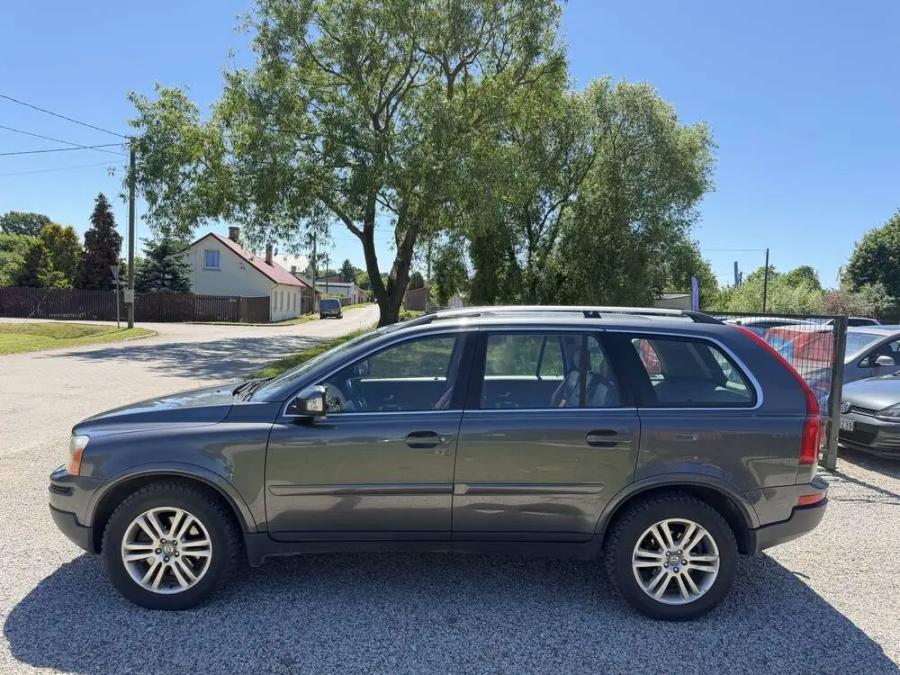 Pelēks Volvo XC90 2007 Ventspils, ar dzinēja tilpumu 2.40 L un nobraukumu 319 tūkst. km par 4690 €, foto 9 vietnē AUTOMOTO.COM.LV