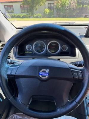 Pelēks Volvo XC90 2007 Ventspils, ar dzinēja tilpumu 2.40 L un nobraukumu 319 tūkst. km par 4690 €, foto 23 vietnē AUTOMOTO.COM.LV