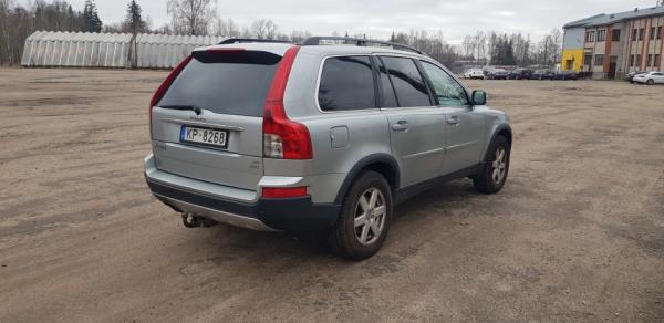 Pelēks Volvo XC90 2007 Rīga, ar dzinēja tilpumu 2.40 L un nobraukumu 385 tūkst. km par 5500 €, foto 6 vietnē AUTOMOTO.COM.LV