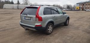 Grey Volvo XC90 2007 in Riga, with an engine capacity of 2.40 L and mileage of 385 thousand km for 5500 €, photo 7 on AUTOMOTO.COM.LV