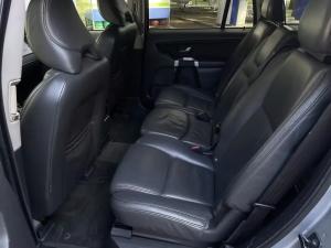 Grey Volvo XC90 2007 in Riga, with an engine capacity of 2.40 L and mileage of 242 thousand km for 3000 €, photo 11 on AUTOMOTO.COM.LV