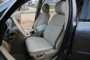 Grey Volvo XC90 2007 in Riga, with an engine capacity of 2.40 L and mileage of 286 thousand km for 6690 €, photo 9 on AUTOMOTO.COM.LV