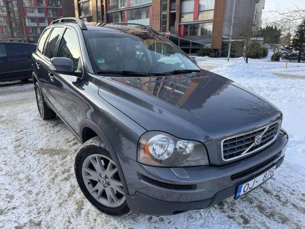 Pelēks Volvo XC90 2007 Rīga, ar dzinēja tilpumu 2.40 L un nobraukumu 355 tūkst. km par 4490 €, foto 2 vietnē AUTOMOTO.COM.LV