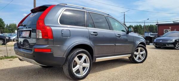 Pelēks Volvo XC90 2007 Rīga, ar dzinēja tilpumu 2.40 L un nobraukumu 234 tūkst. km par 8900 €, foto 9 vietnē AUTOMOTO.COM.LV
