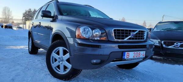 Pelēks Volvo XC90 2007 Rīga, ar dzinēja tilpumu 2.40 L un nobraukumu 247 tūkst. km par 8200 €, foto 8 vietnē AUTOMOTO.COM.LV