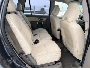 Grey Volvo XC90 2007 in Riga, with an engine capacity of 2.40 L and mileage of 290 thousand km for 6995 €, photo 14 on AUTOMOTO.COM.LV