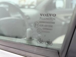 Grey Volvo XC90 2007 in Riga, with an engine capacity of 2.40 L and mileage of 290 thousand km for 6995 €, photo 19 on AUTOMOTO.COM.LV