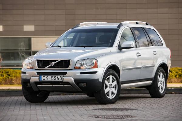 Pelēks Volvo XC90 2007 Jelgava, ar dzinēja tilpumu 2.40 L un nobraukumu 236 tūkst. km par 5300 €, foto 4 vietnē AUTOMOTO.COM.LV