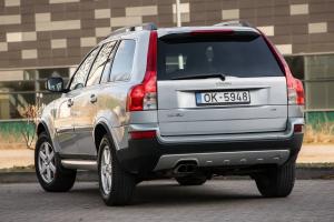 Pelēks Volvo XC90 2007 Jelgava, ar dzinēja tilpumu 2.40 L un nobraukumu 236 tūkst. km par 5300 €, foto 7 vietnē AUTOMOTO.COM.LV