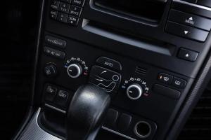 Pelēks Volvo XC90 2007 Jelgava, ar dzinēja tilpumu 2.40 L un nobraukumu 236 tūkst. km par 5300 €, foto 21 vietnē AUTOMOTO.COM.LV