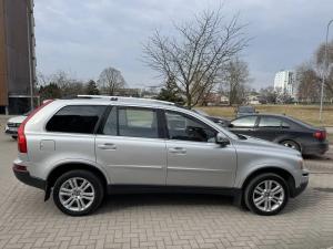 Pelēks Volvo XC90 2007 Rīga, ar dzinēja tilpumu 2.40 L un nobraukumu 363 tūkst. km par 5990 €, foto 3 vietnē AUTOMOTO.COM.LV