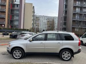 Pelēks Volvo XC90 2007 Rīga, ar dzinēja tilpumu 2.40 L un nobraukumu 363 tūkst. km par 5990 €, foto 4 vietnē AUTOMOTO.COM.LV