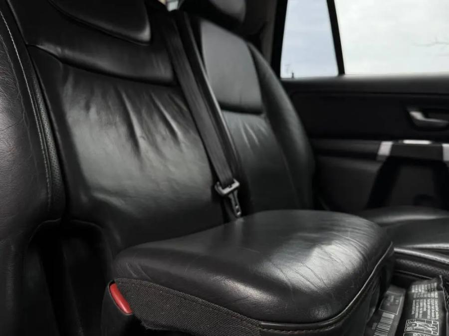 Pelēks Volvo XC90 2007 Rīga, ar dzinēja tilpumu 2.40 L un nobraukumu 363 tūkst. km par 5990 €, foto 16 vietnē AUTOMOTO.COM.LV