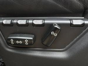 Pelēks Volvo XC90 2007 Rīga, ar dzinēja tilpumu 2.40 L un nobraukumu 363 tūkst. km par 5990 €, foto 20 vietnē AUTOMOTO.COM.LV