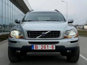 Серый Вольво ХС90 2007 в Резекне, объемом двигателя 2.40 л и пробегом 262 тыс. км за 6490 €, фото  на AUTOMOTO.COM.LV