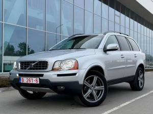 Grey Volvo XC90 2007 in Rezekne, with an engine capacity of 2.40 L and mileage of 262 thousand km for 6490 €, photo 4 on AUTOMOTO.COM.LV