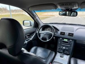 Grey Volvo XC90 2007 in Rezekne, with an engine capacity of 2.40 L and mileage of 262 thousand km for 6490 €, photo 11 on AUTOMOTO.COM.LV