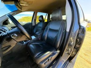 Pelēks Volvo XC90 2007 Rīga, ar dzinēja tilpumu 2.40 L un nobraukumu 246 tūkst. km par 4500 €, foto 10 vietnē AUTOMOTO.COM.LV