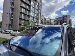 Grey Volvo XC90 2007 in Riga, with an engine capacity of 2.40 L and mileage of 367 thousand km for 5290 €, photo 10 on AUTOMOTO.COM.LV