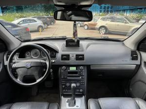 Grey Volvo XC90 2007 in Riga, with an engine capacity of 2.40 L and mileage of 367 thousand km for 5290 €, photo 15 on AUTOMOTO.COM.LV