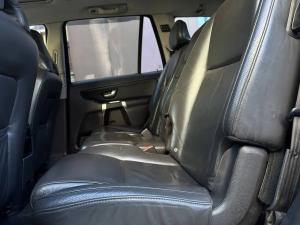Grey Volvo XC90 2007 in Riga, with an engine capacity of 2.40 L and mileage of 305 thousand km for 3990 €, photo 12 on AUTOMOTO.COM.LV