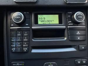 Grey Volvo XC90 2007 in Riga, with an engine capacity of 2.40 L and mileage of 305 thousand km for 3990 €, photo 16 on AUTOMOTO.COM.LV